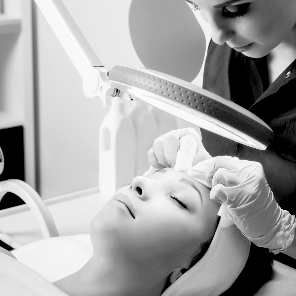 Extraction Facials | Blackhead Removal, Milia, Pore and Acne Extraction